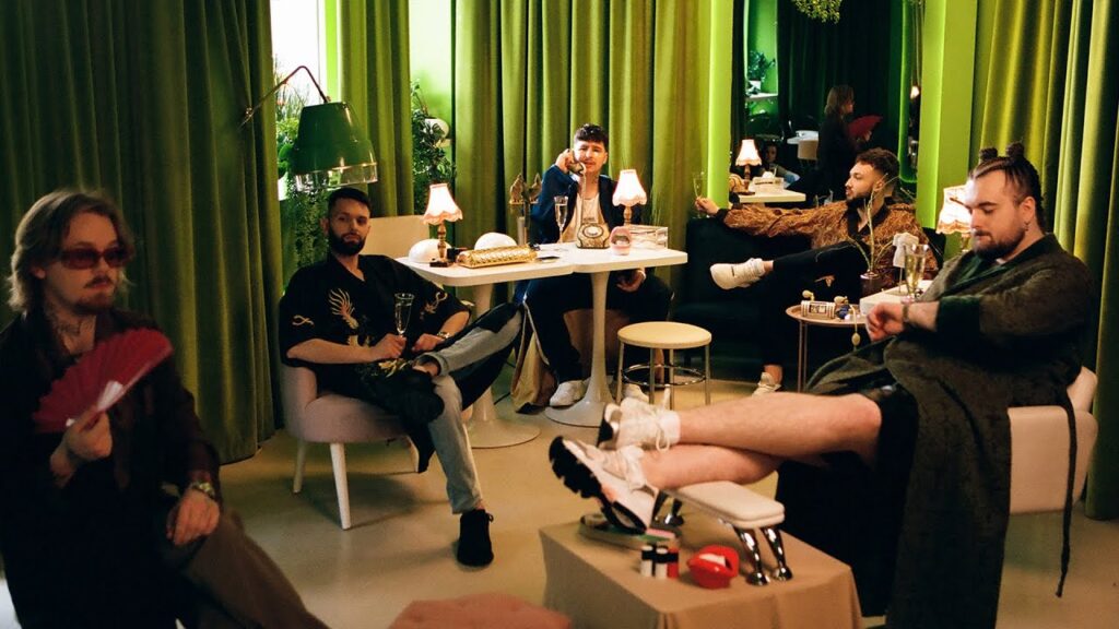 2115 - BEDOESIARA feat. Bedoes 2115, White 2115 [download mp3 tekst ...